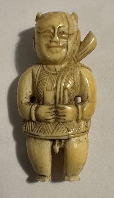 Antike Asiatische Handgeschnitzte Skulptur (Gebraucht) in Root für CHF 24 – mit Lieferung auf ...