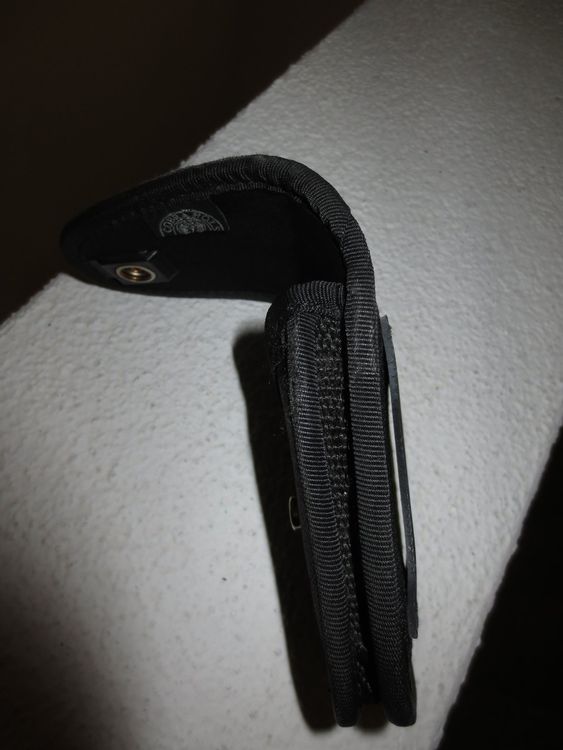 Handschellen - Holster Cobra (Gebraucht) in Steinmaur für CHF 10 – mit Lieferung auf Ricardo kaufen