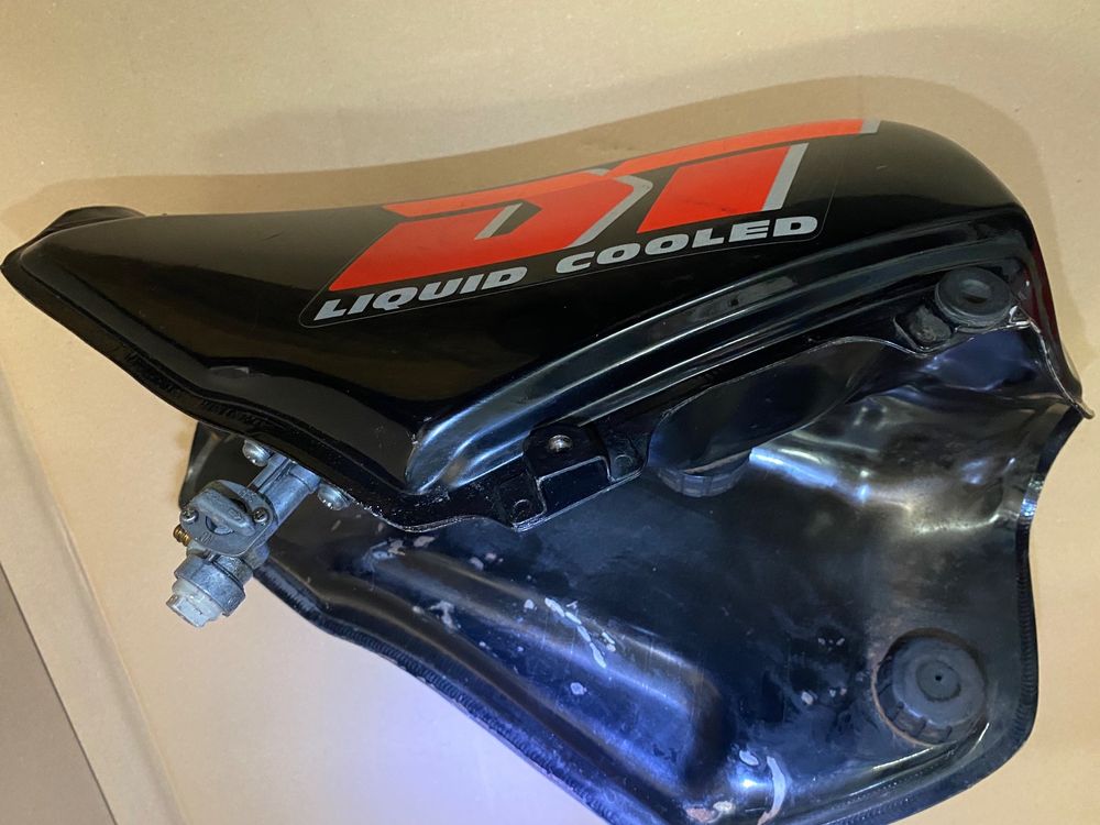 Tank Yamaha DT (Gebraucht) in Auenstein für CHF 140 – nur Abholung auf ...