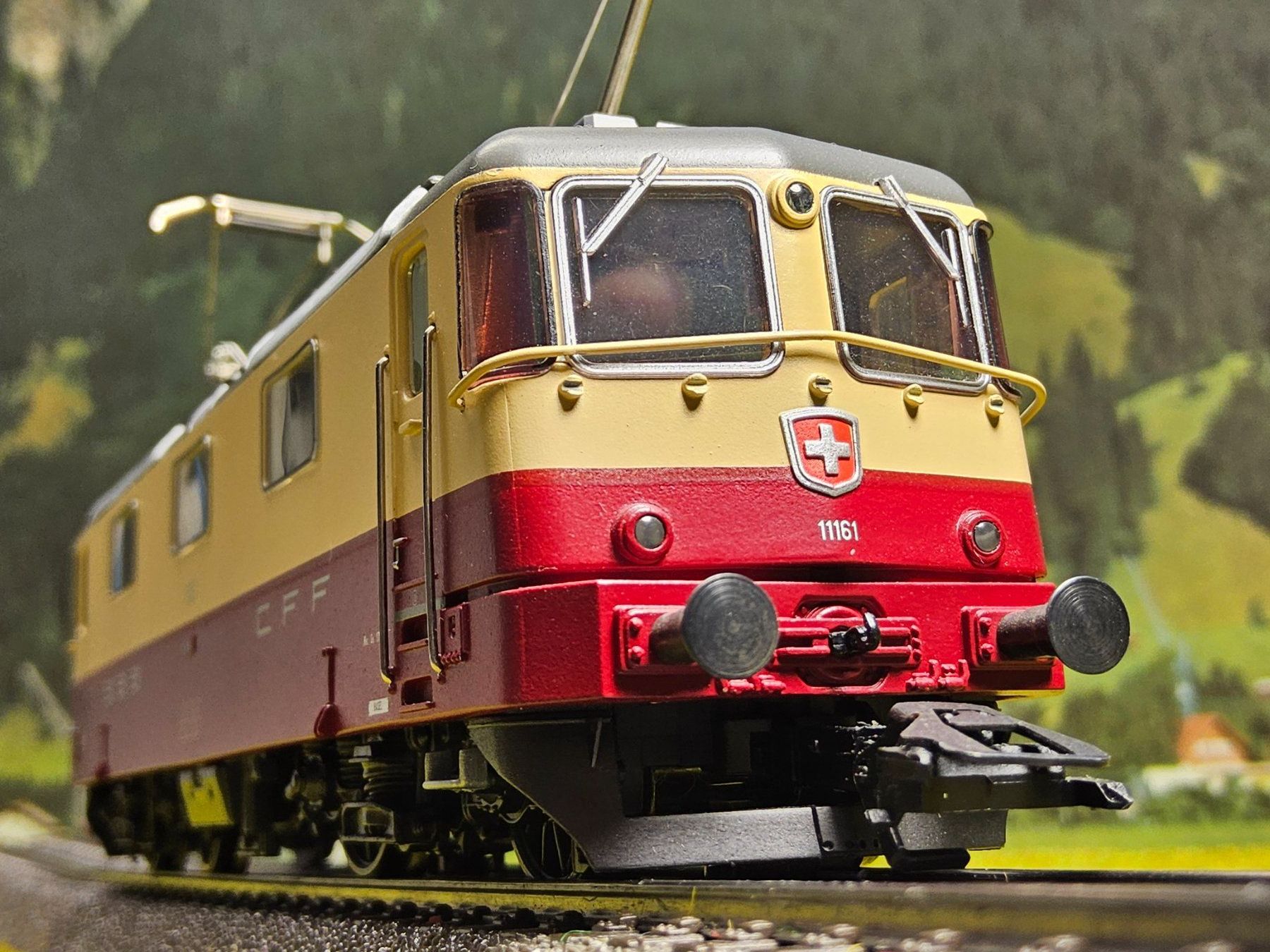 Märklin 37343 SBB E Lokomotive Re 4/4 II TEE _ digital _ H0 (Gebraucht ...