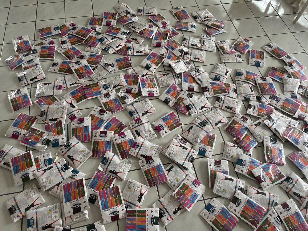 Maxi Lot mit 165 stk (Collant) ab 1 CHF | Kaufen auf Ricardo