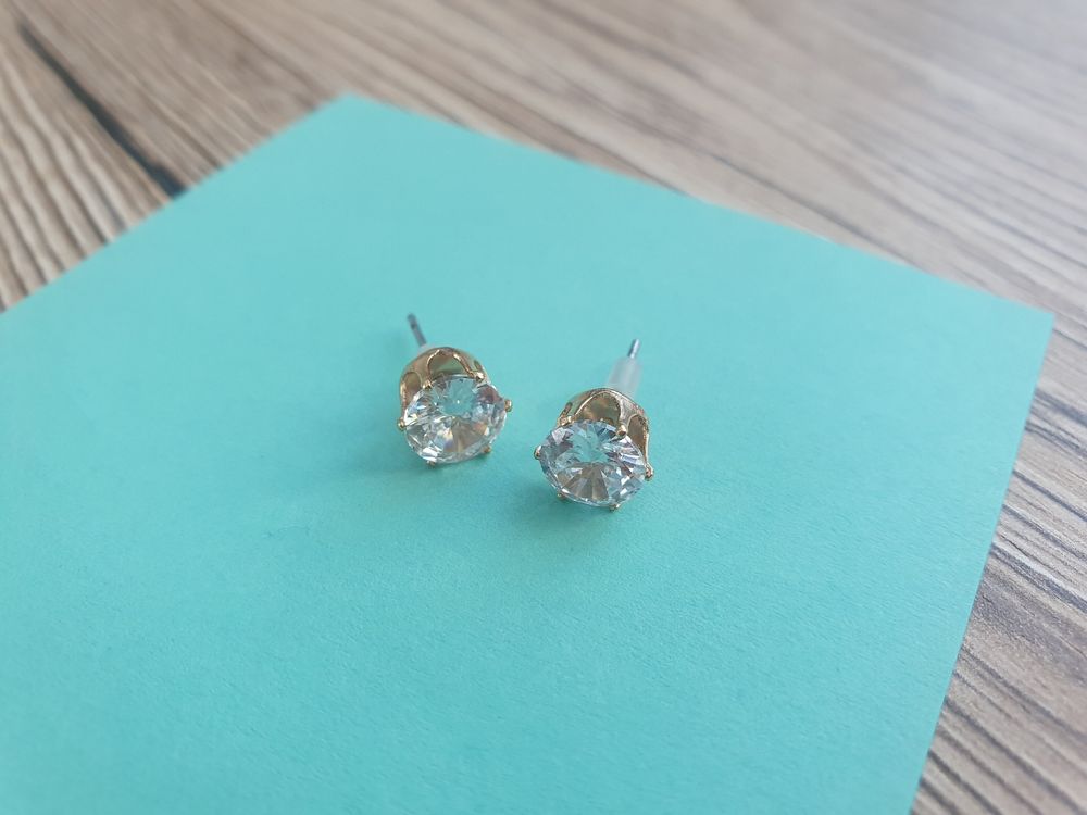 Ohrstecker goldig (Neu (gemäss Beschreibung)) in Moosseedorf für CHF 4.5 – mit Lieferung auf ...