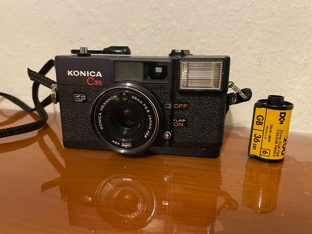 Konica C35 Analog Kamera (Gebraucht) in Zürich für CHF 149 – mit Lieferung auf Ricardo kaufen