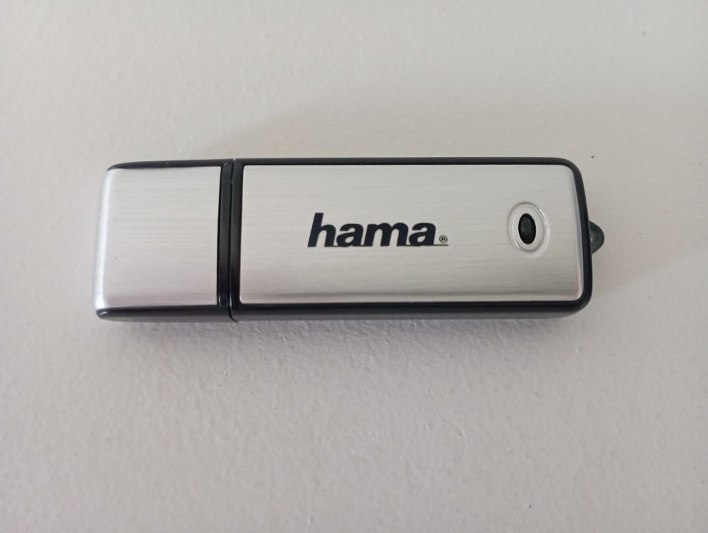USB Stick HAMA 8GB (Gebraucht) in Allschwil für CHF 1 – mit Lieferung ...