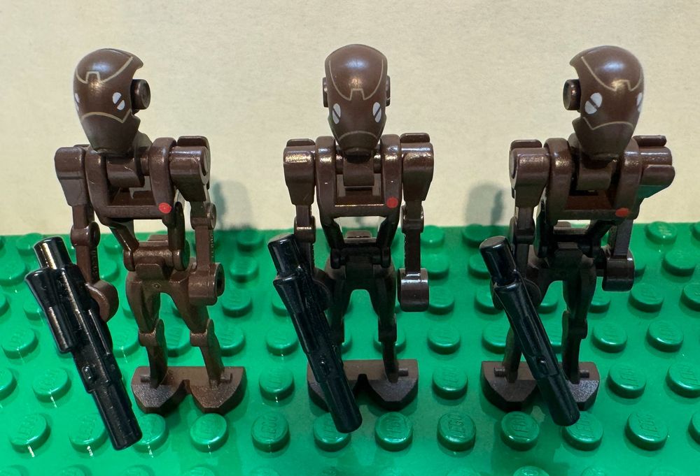Lego Star Wars 3x Commando Droid inkl. Blaster | Kaufen auf Ricardo