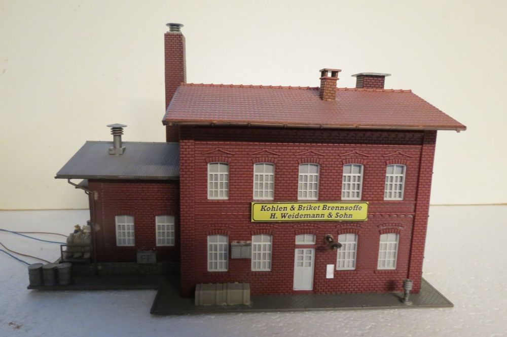 Faller H0 - 120253 Kohlen- und Brennstoff Mit vielen Details (Gebraucht ...