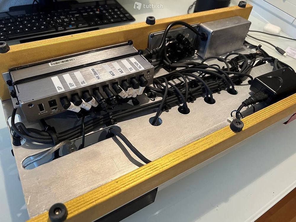 Pedalboard komplett mit HX Stomp, Looper und Midi Controller | Kaufen ...