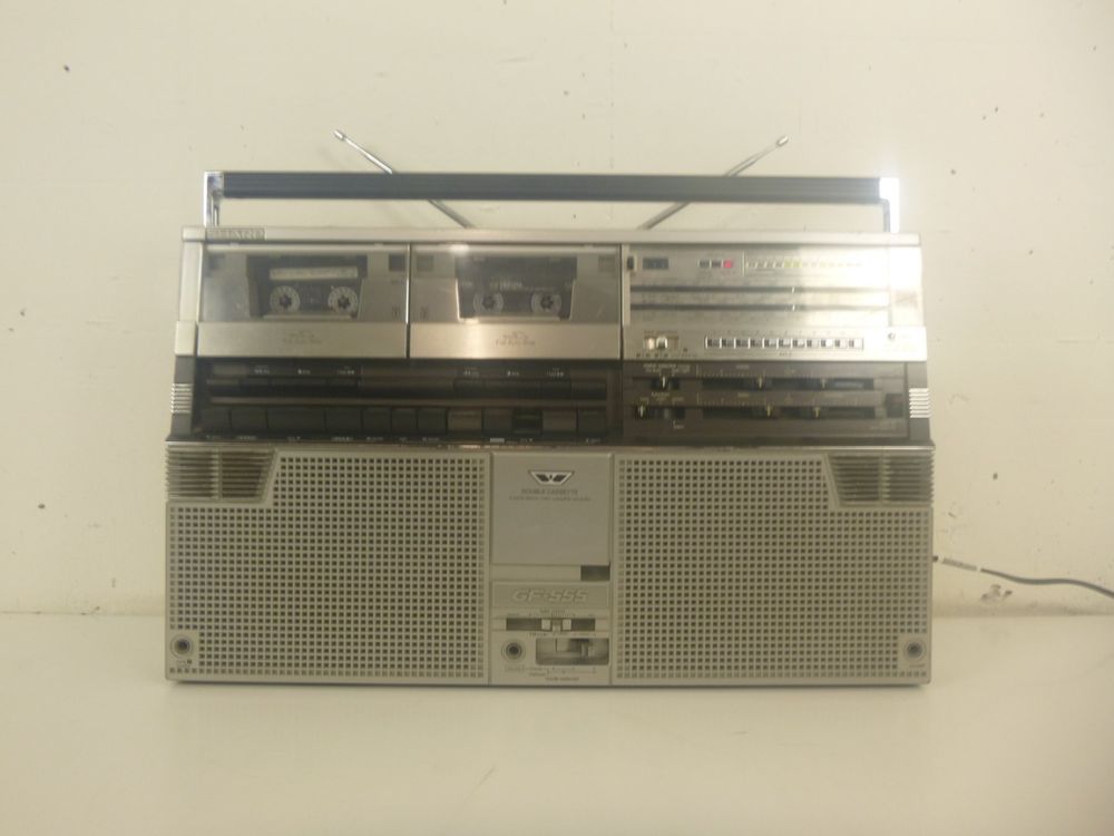 SHARP GF-555 TWIN DECK RADIO CASSETTE BOOMBOX | Kaufen auf Ricardo