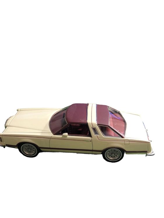 Neo - lincoln continental 1:43 (Gebraucht) in Lausen für CHF 19 – mit ...
