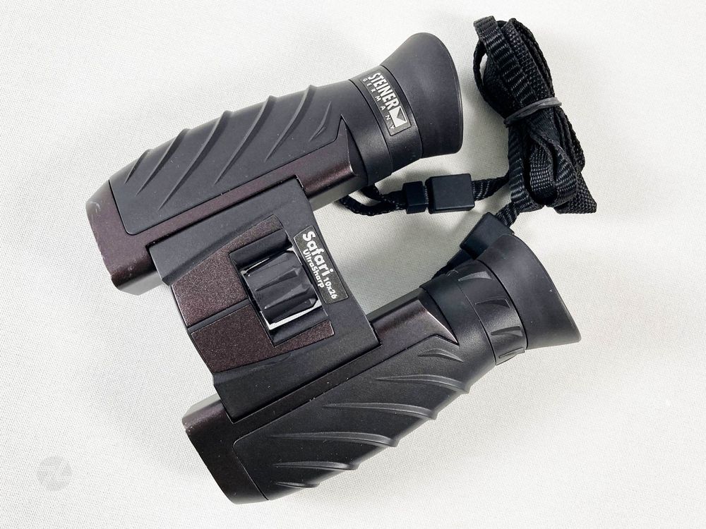 Steiner Safari Ultrasharp 10x26 Fernglas Feldstecher mit Etu | Kaufen ...