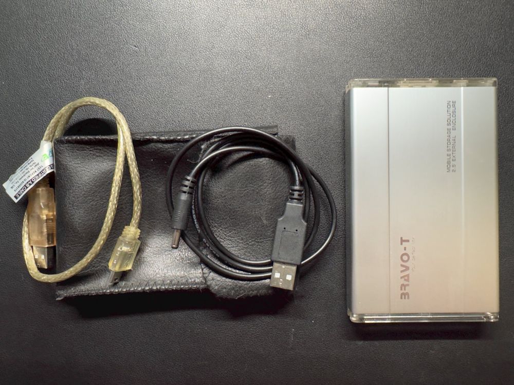 Bravo-T USB 2.0 eSATA 2.5" HD Enclosure BRT-R200S WD 320 GB | Kaufen auf Ricardo