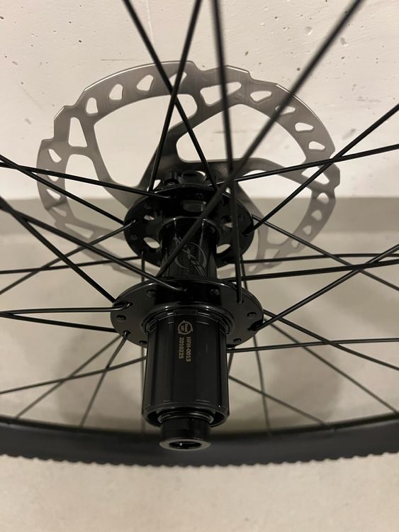 Specialized Axis Elite Gravel Laufradsatz mit Reifen NEU | Kaufen auf ...