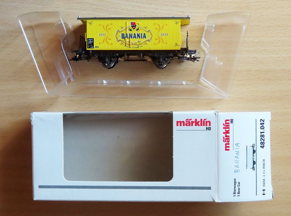 Gedeckter Güterwagen Märklin H0 Art.nr. 48281.042 BANANIA (Gebraucht ...