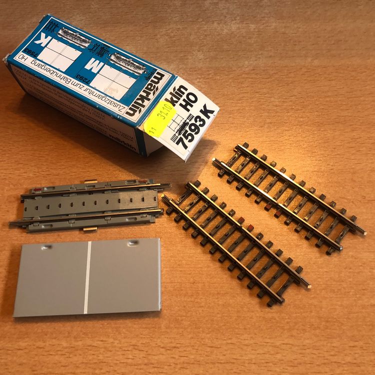 Märklin 7593 Zusatzgarnitur zum Bahnübergang K-Gleis (Gebraucht) in ...