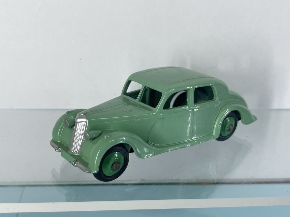 Voiture Dinky Toys Riley 40A verte 1/43 (Gebraucht) in Evionnaz für CHF ...
