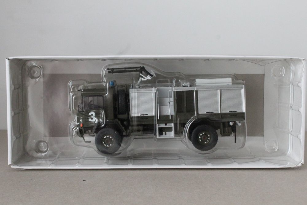 Saurer 6 DM 4X4 Swiss Army Fire Brigade green TH 5077 / 1:50 (Neu und ...