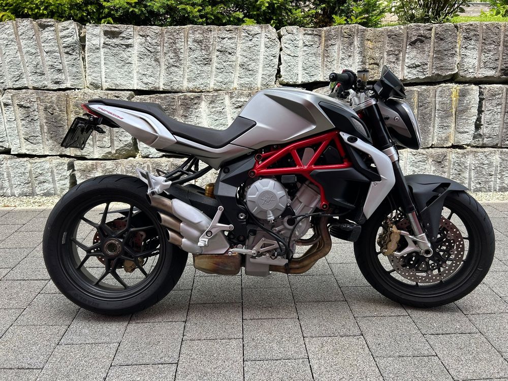 Spannende Mv Agusta Gebraucht Fotos