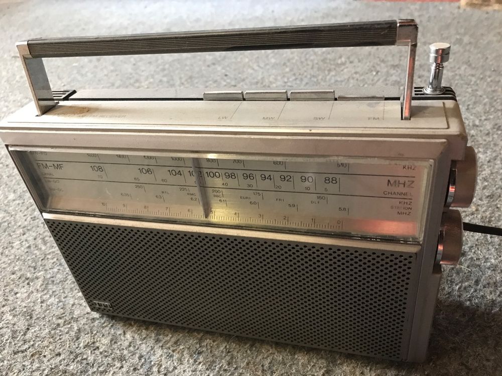 ITT. Vintage Radio. Polo 200. Rarität (Gebraucht) in Giswil für CHF 77 ...