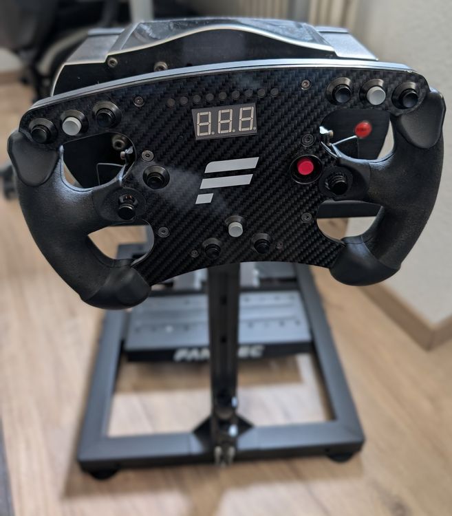 Fanatec Racing Simulator (CSL Wheel, Wheelbase, Pedals) (Gebraucht) in ...