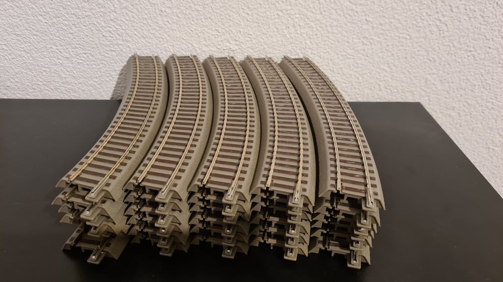 30x Roco geoLINE R3 Kurve 61123 (Gebraucht) in Dulliken für CHF 22 – mit Lieferung auf Ricardo ...