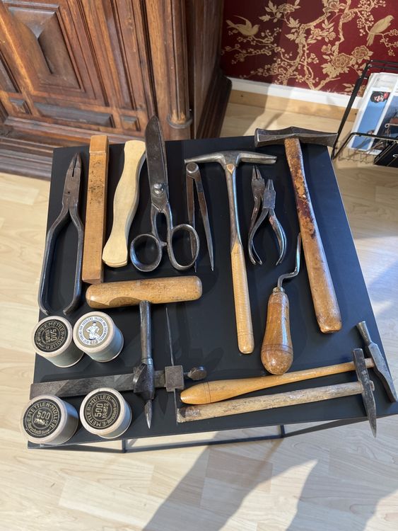 Sattler-/Leder- Werkzeuge (Gebraucht) in Wynigen für CHF 50 – mit ...