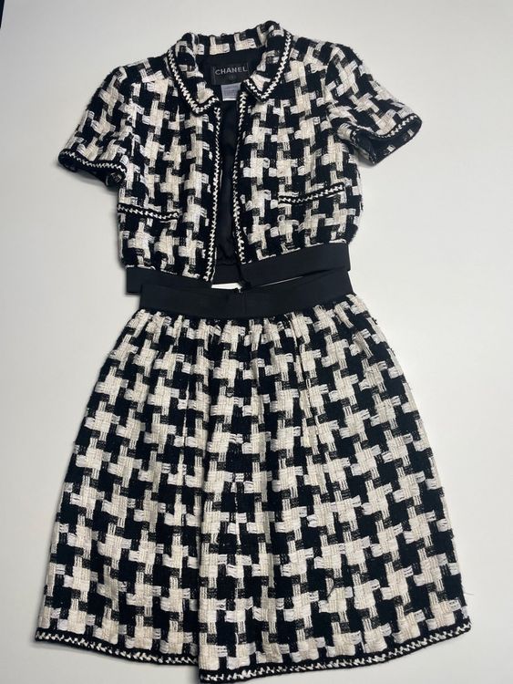 Original Chanel Kostüm (Gebraucht) in Zürich für CHF 920 – mit ...