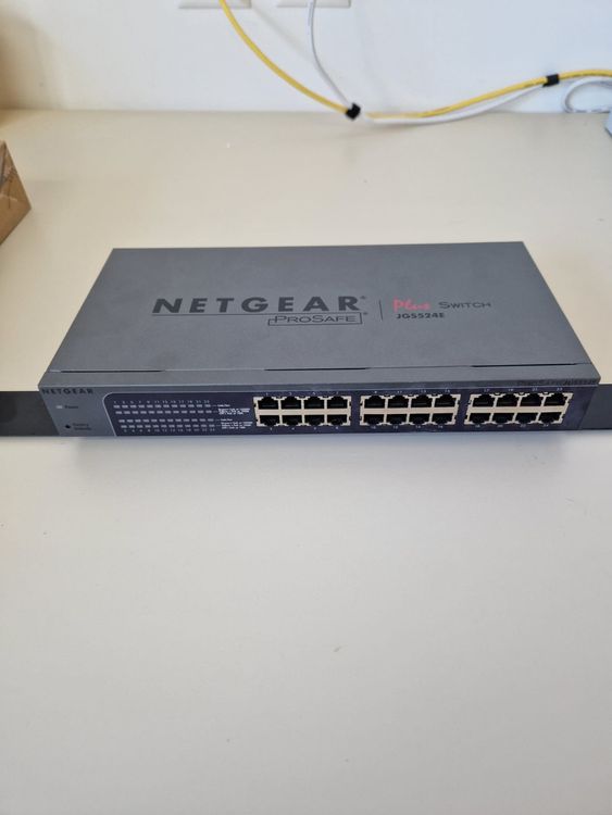 NETGEAR ProSafe Plus Switch JGS524Ev2 | Kaufen auf Ricardo