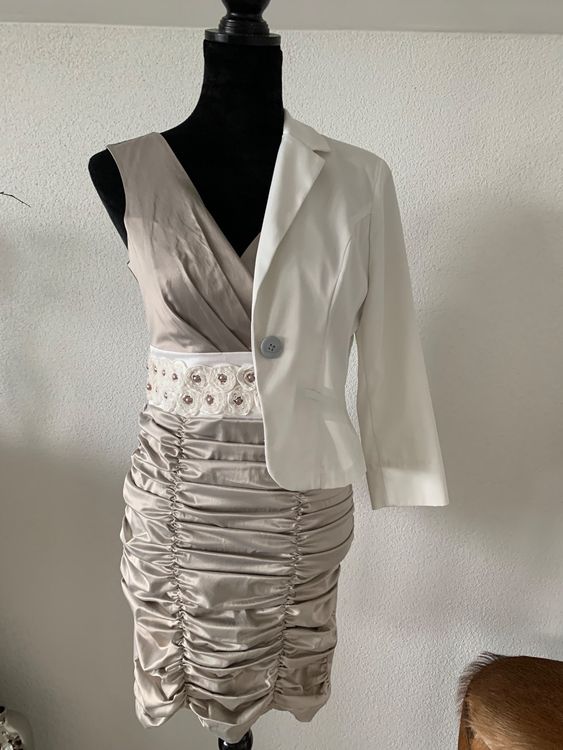 Festkleid und Bleser (Gebraucht) in Neuendorf für CHF 26 – mit ...