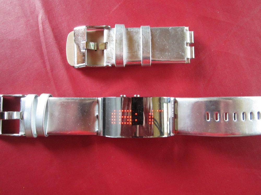 Uhr Diesel digital Modell DZ7092 mit " I Love you" Anzeige (Gebraucht ...