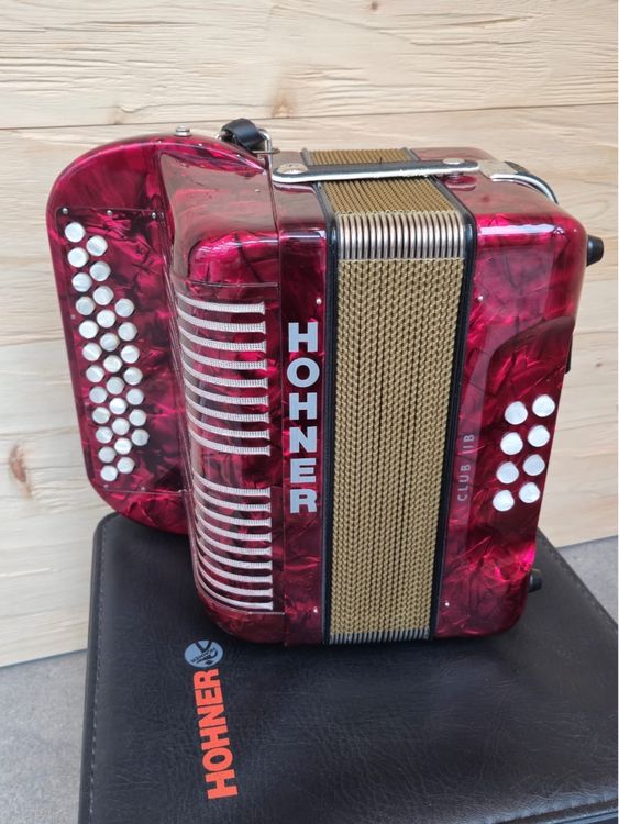 Hohner Club IIB Handharmonika Akkordeon rot | Kaufen auf Ricardo