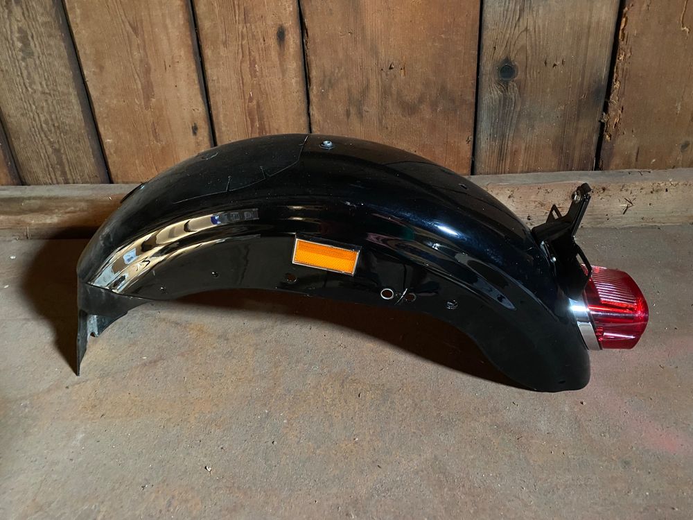 harley sportster original heck schutzblech mit rücklicht (Gebraucht) in Belp für CHF 100 – nur ...
