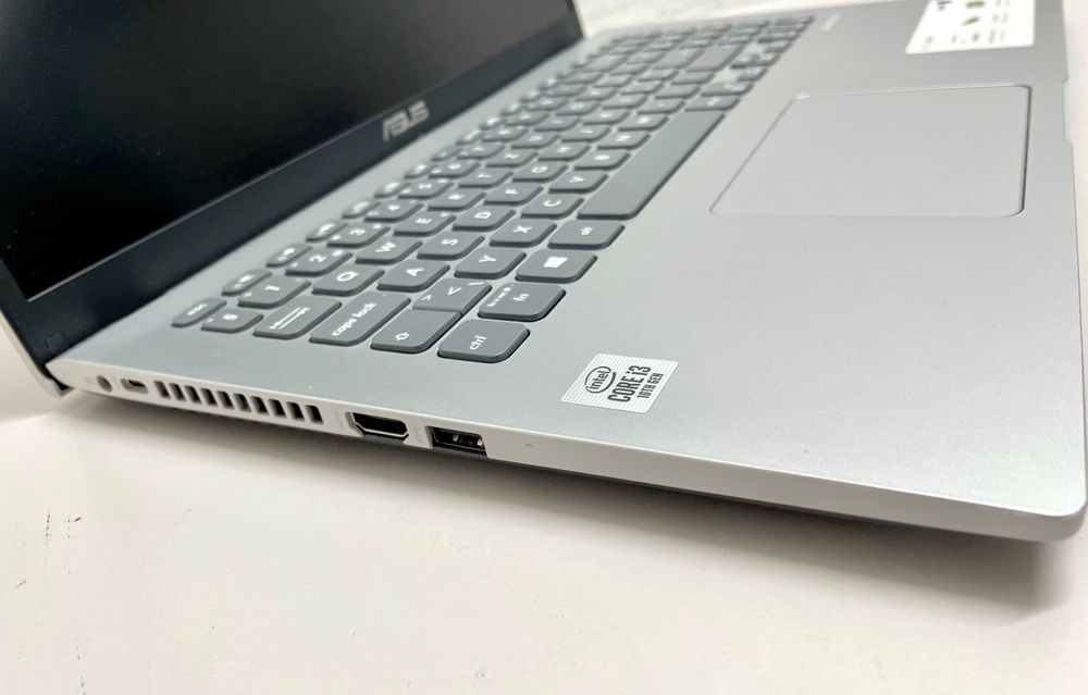 Asus X509J Notebook i-3 (10Gen) 8GB (Defekt) in Niederdorf für CHF 89 ...
