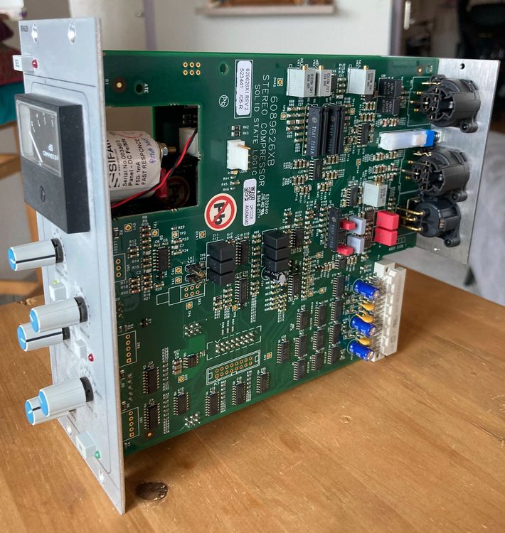 SSL X-Rack/MYNX Stereo Bus Compressor (Gebraucht) in Ursy für CHF 1000 ...