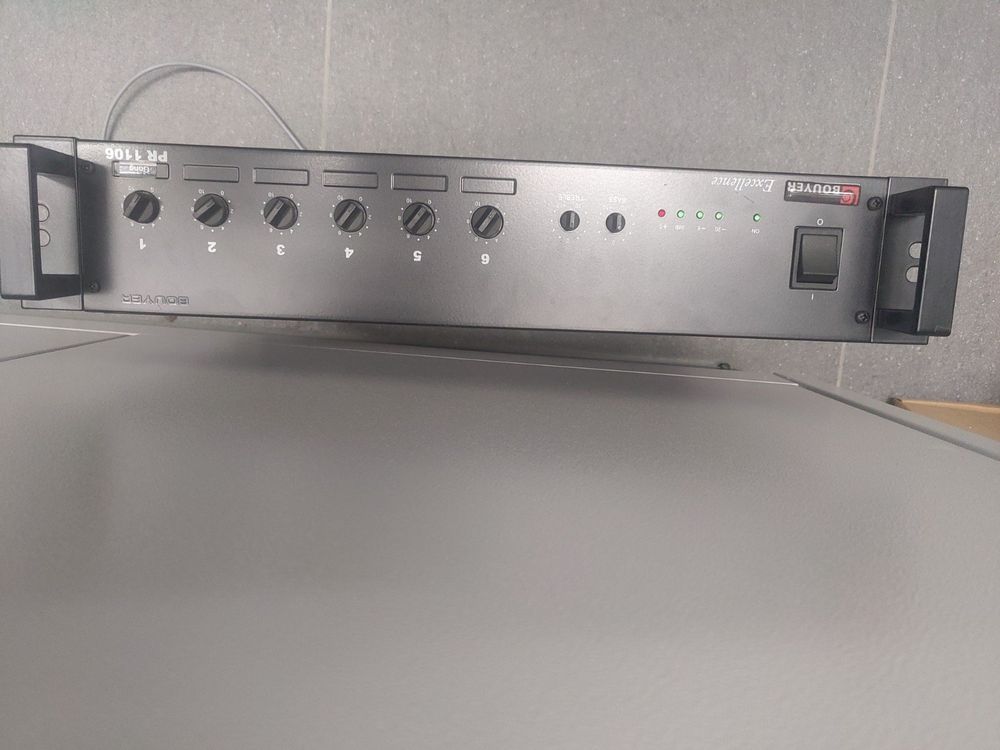 Bouyer AMPLIFIER (Gebraucht) in Wauwil für CHF 10 – mit Lieferung auf ...