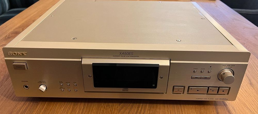 Sony CDP XA 50 ES (Esprit) in Champagner (Gebraucht) in Réclère für CHF ...