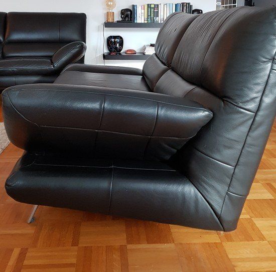Sofa 2er und 3er, Schwarz, Echtleder (Gebraucht) in Baden für CHF 301 – mit Lieferung auf ...