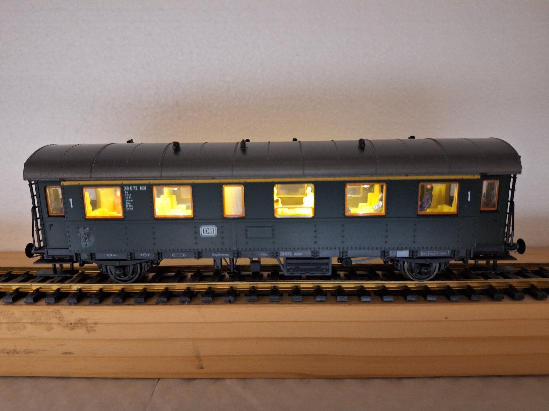 Roco Donnerbüchse der DB. Ep. III mit LED (Gebraucht) in Werthenstein ...