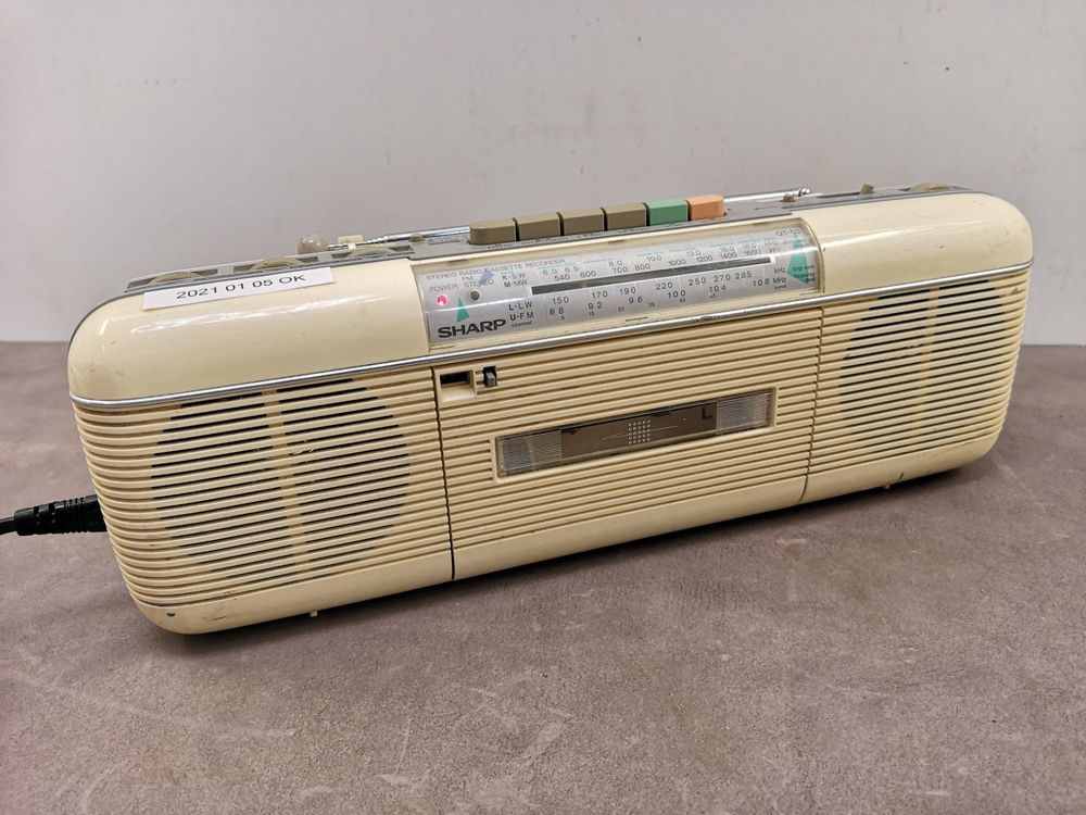Sharp QT-50H(W) Radio Cassette Recorder | Kaufen auf Ricardo