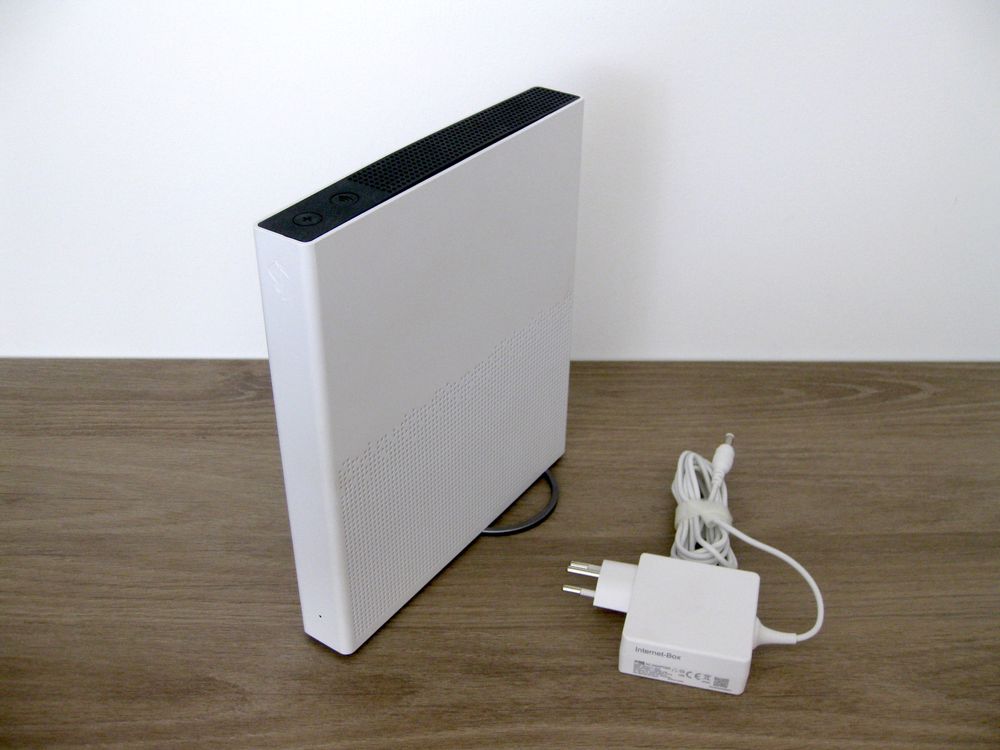 Swisscom Internet-Box 3 raccordement cuivre et fibre optique (D ...