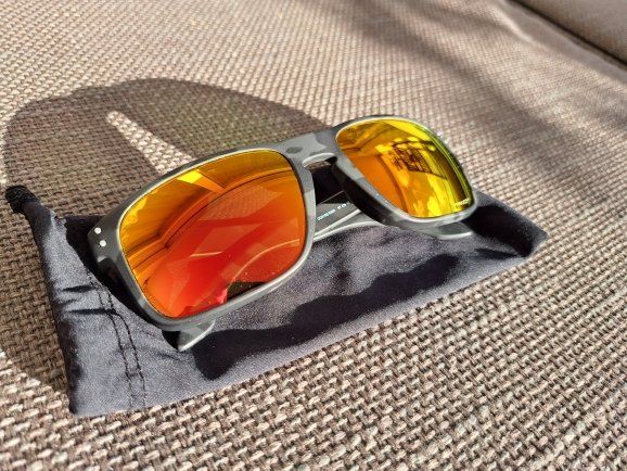 OAKLEY Holbrook Black Camo Ruby Fire Iridium Prizm Linsen (Gebraucht ...