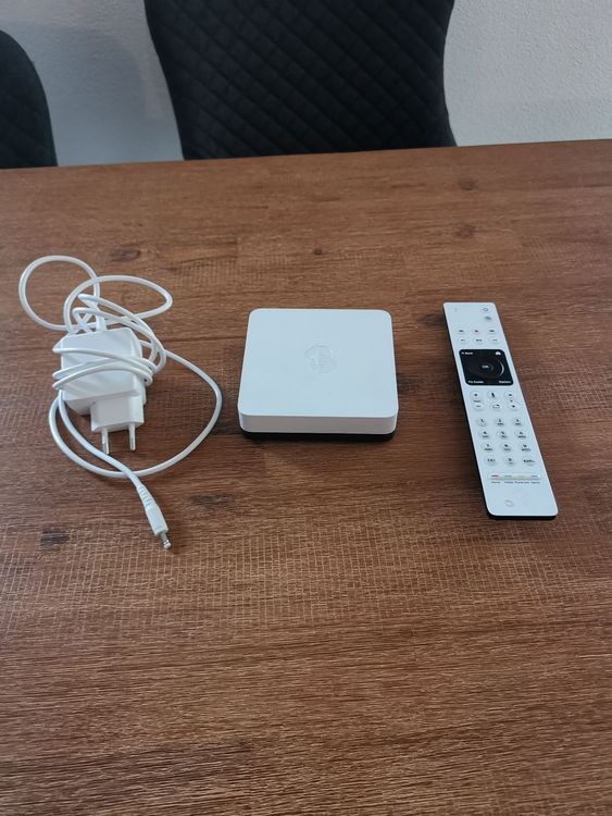 Swisscom Tv Box UHD Wie neu (Gebraucht) in für CHF 81 – mit Lieferung ...