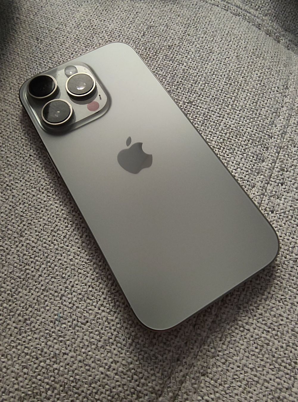 iPhone 16 Pro Natural Titanium 128GB (Gebraucht) in Yverdon-les-Bains ...