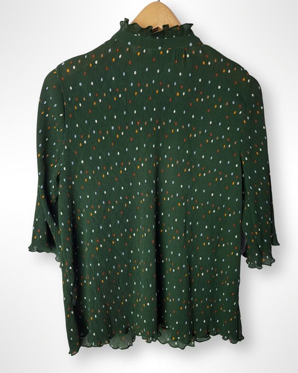 MONKI Bluse (Gebraucht) in Suhr für CHF 9 – mit Lieferung auf Ricardo ...