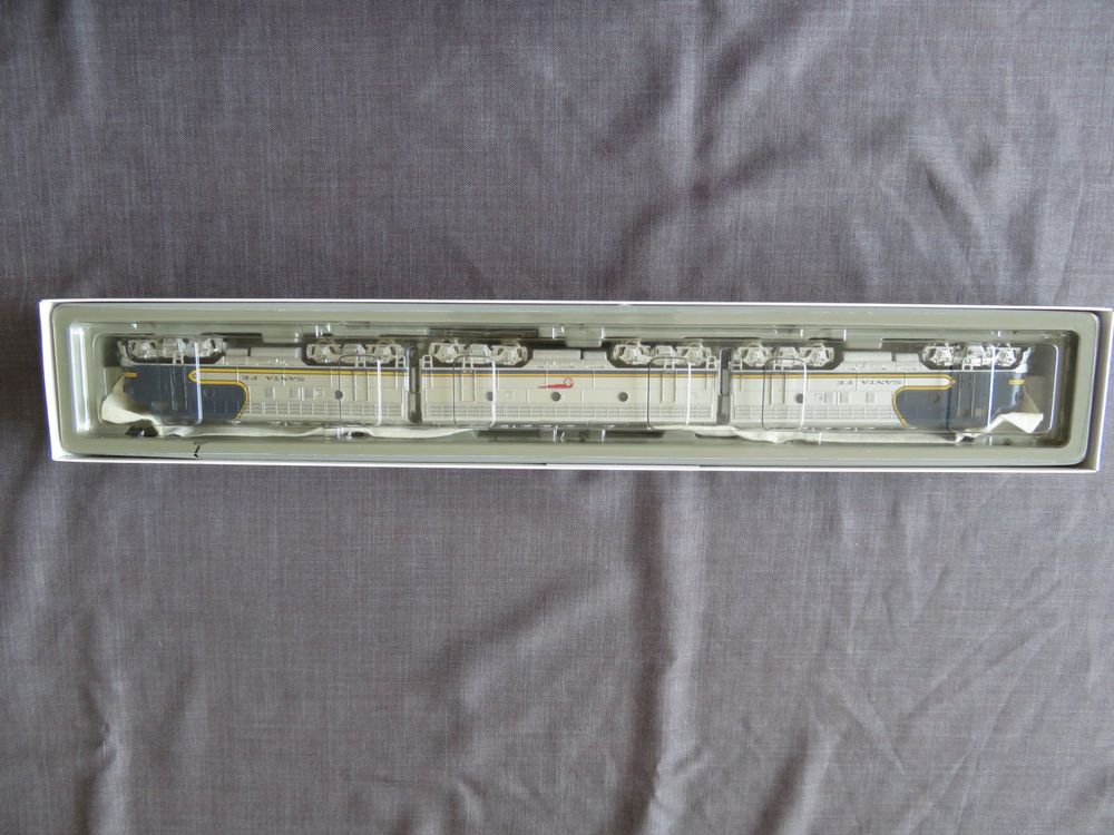 Märklin H0-3362 3tlg. EMD F7 Santa Fe Bluebonnet Lackierung (Gebraucht ...