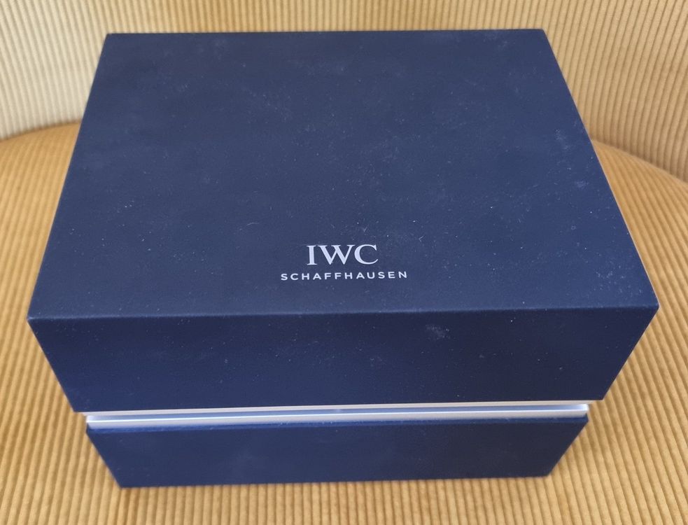 Iwc uhren box (Gebraucht) in Riehen für CHF 170 – mit Lieferung auf ...