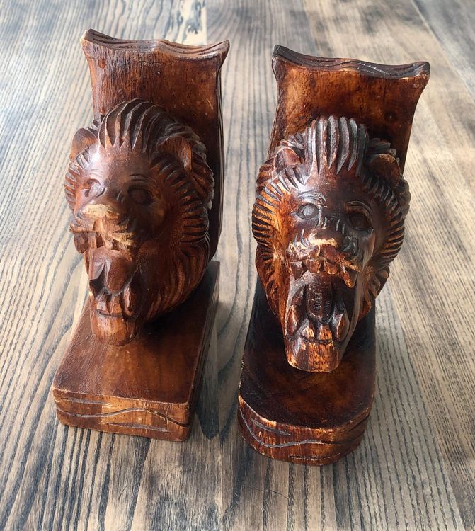 Vintage Buchstützen "Löwe" handgeschnitzt aus Holz (Gebraucht) in Kloten für CHF 60 – mit ...