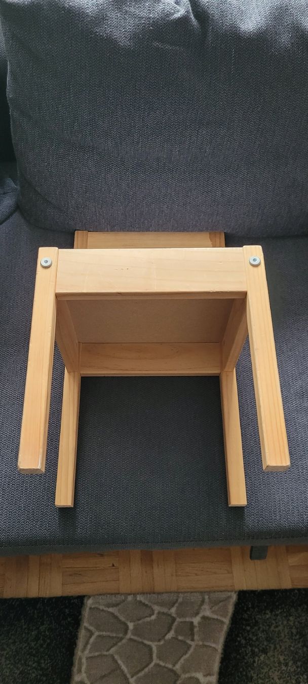 Chaises enfant 30 x 30 cm/ IKEA (Neuf (Voir description)) à Vevey pour ...