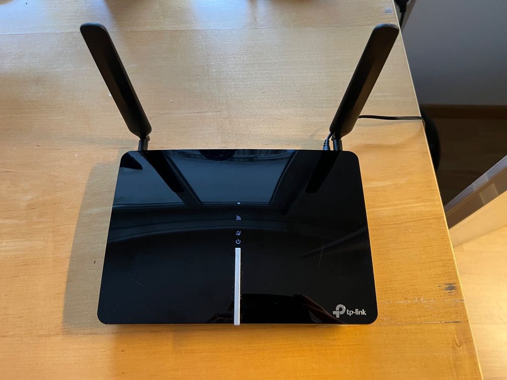 4G, 4G+, Router Archer MR600, W-Lan, NP 101.- (Gebraucht) in Varen für ...