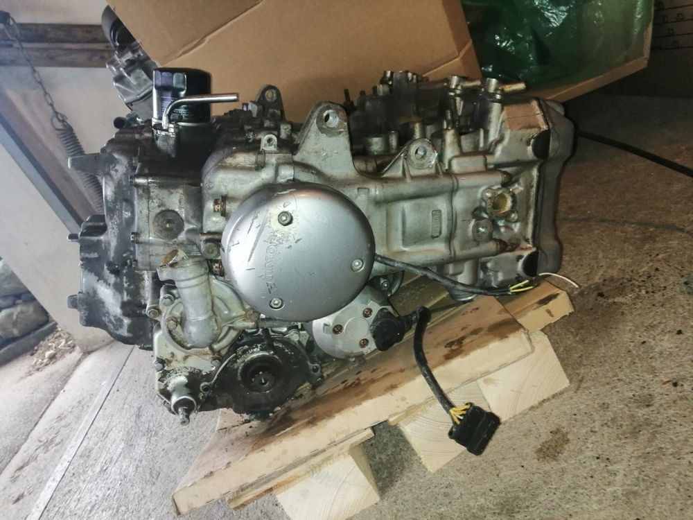 Honda CBR 1000F SC24 Motor für Bastler (Gebraucht) in Effretikon für ...