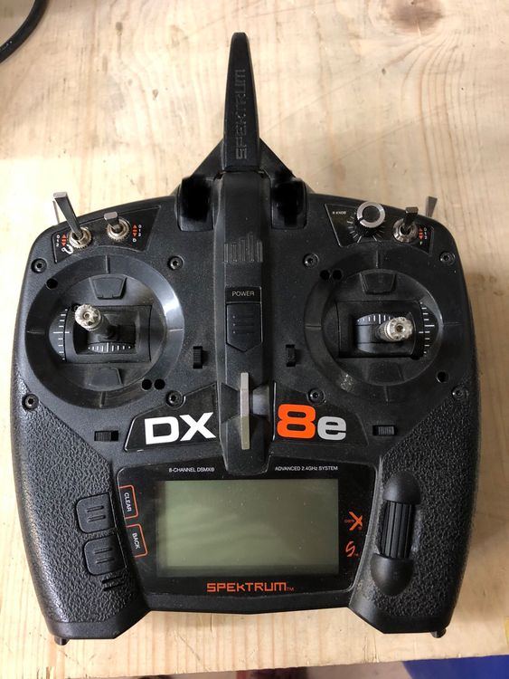 Spektrum dx8e (Gebraucht) in Saanen für CHF 140 – mit Lieferung auf ...